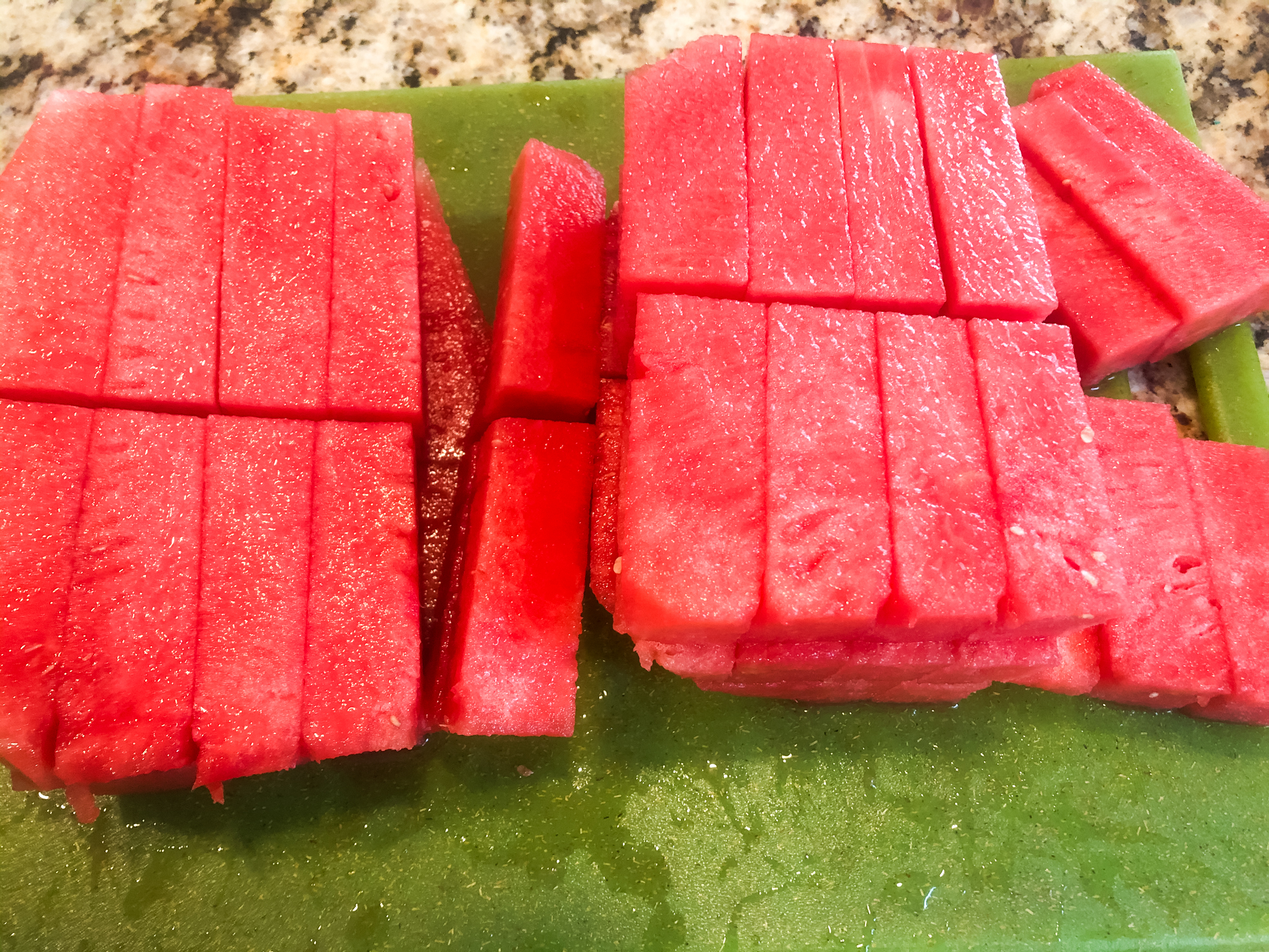Simple Way to Cut a Watermelon - Our CallaHome